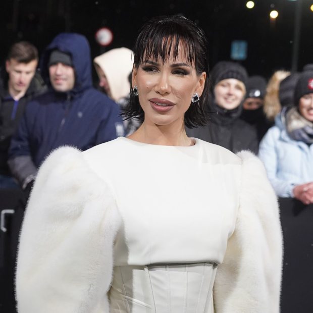 Nikolija podelila tajnu dobrog izgleda: Pevačica slikama u bikiniju ...