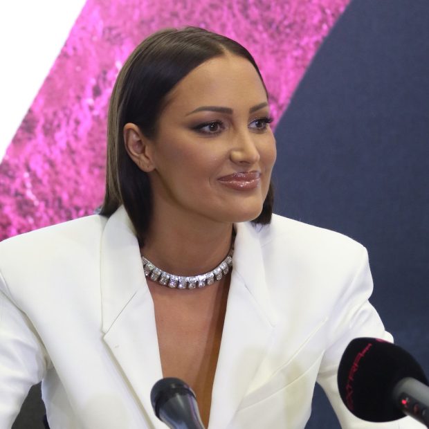 Porodila se Aleksandra Prijović! Pevačica po drugi put postala mama ...